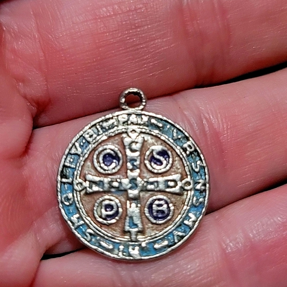 Saint Benedict Round Jubilee Sterling Silver Pendant - Gem